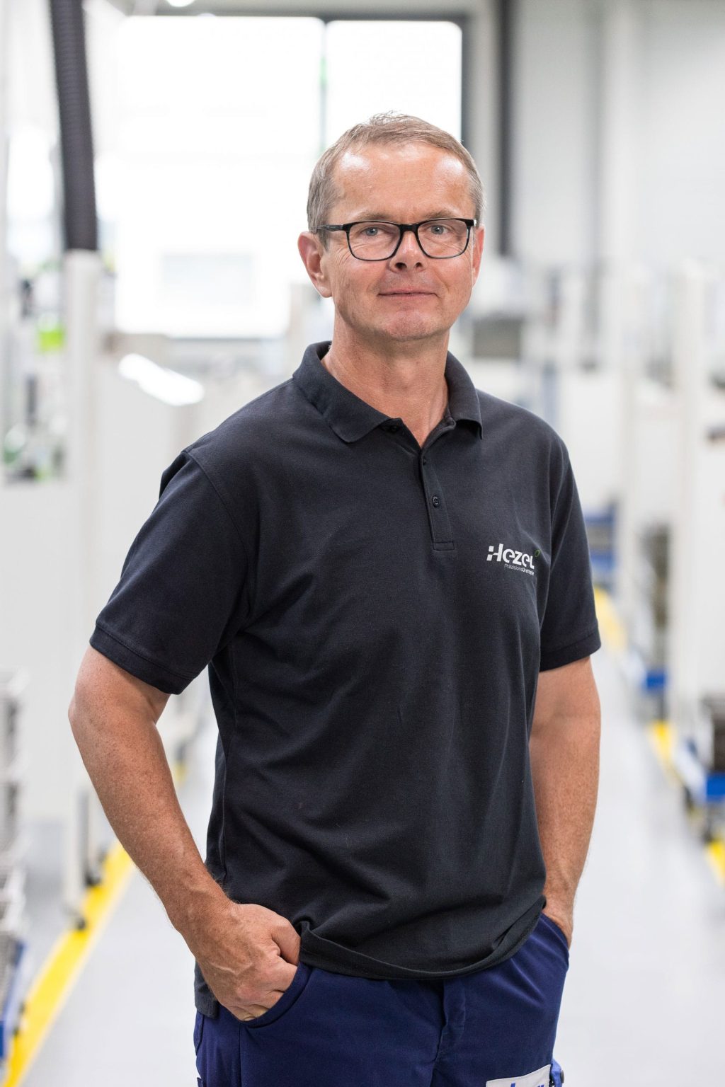 Kontakt | Hezel Präzisionsdrehteile